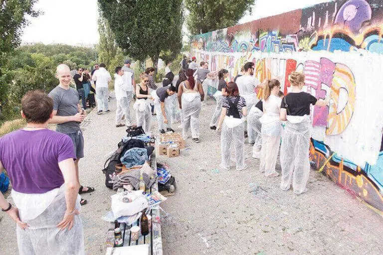 A unique creative workshop in Berlin: our graffiti workshop
